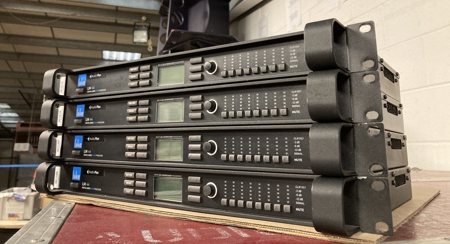 Lake LM 44 – Audio Plus